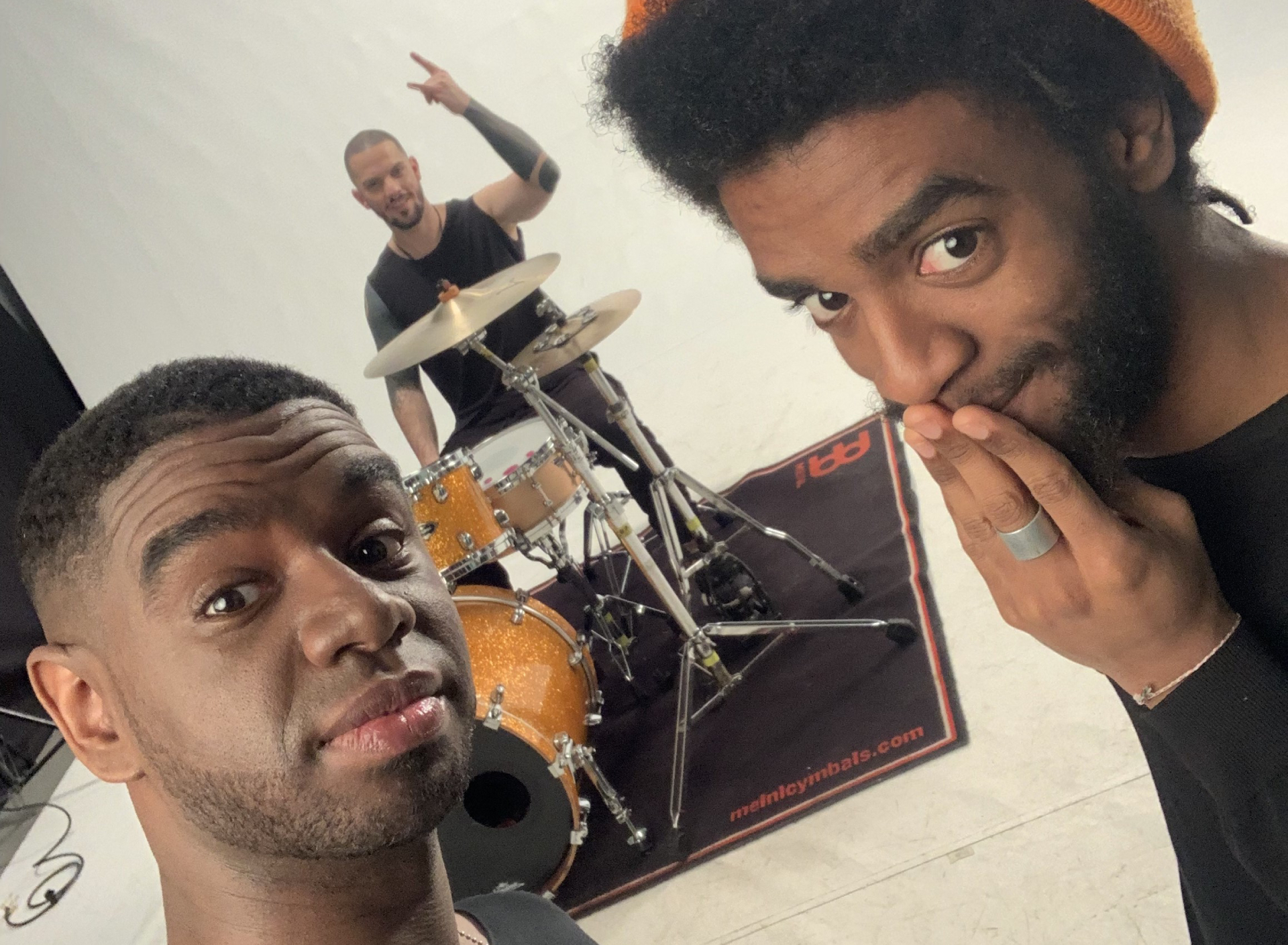 Megjelent Johnny K Palmer és Mushu első közös dala - TIXA blog